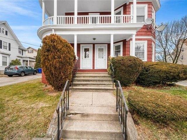 house with 6 bedroom, Pawtucket RI DS102061625