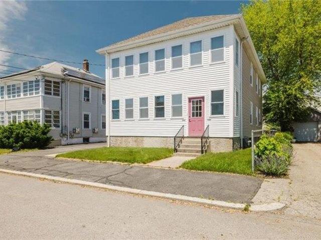 house with 6 bedroom, Pawtucket RI DS103928474