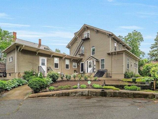 house with 6 bedroom, Pawtucket RI DS103222298