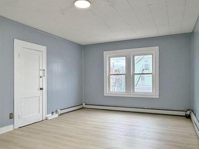 house with 6 bedroom, Pawtucket RI DS103251149