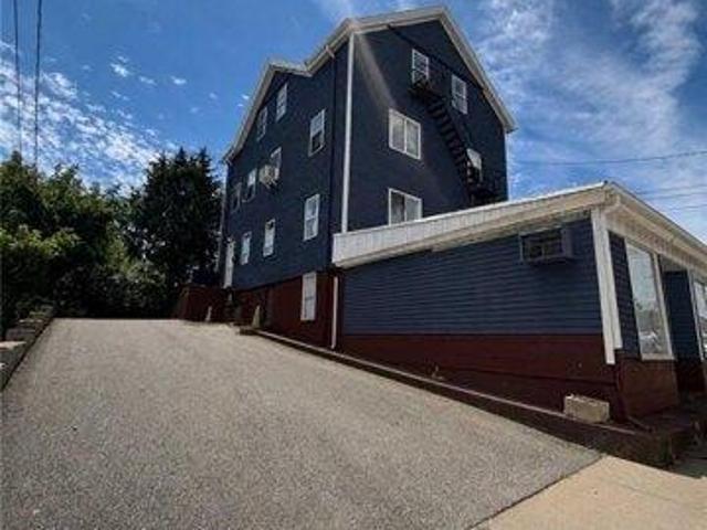 house with 6 bedroom, Pawtucket RI DS104075877