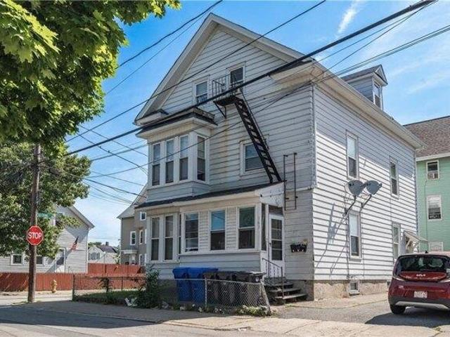 house with 6 bedroom, Pawtucket RI ES103887966