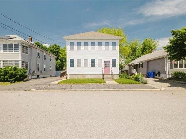 house with 6 bedroom, Pawtucket RI ES103928474