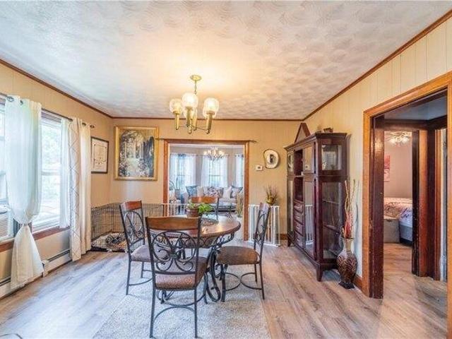 house with 6 bedroom, Pawtucket RI ES103037541