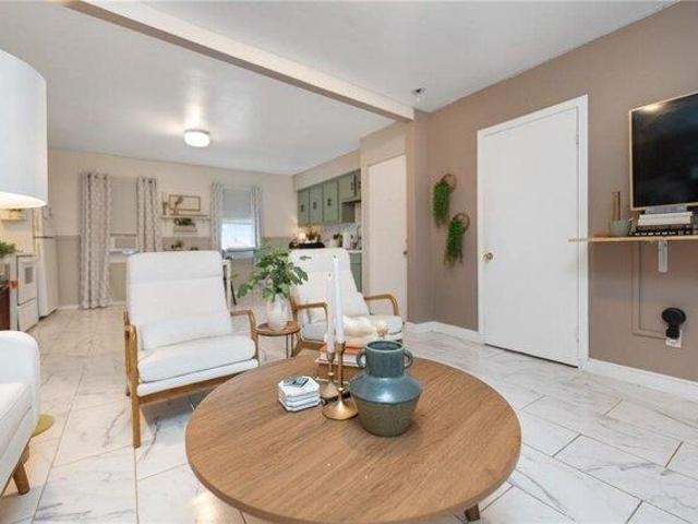 house with 6 bedroom, Pawtucket RI ES103220130