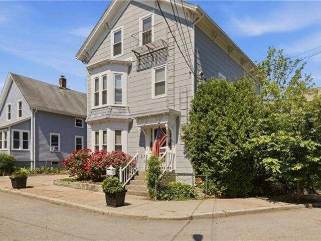 house with 6 bedroom, Pawtucket RI ES105493618
