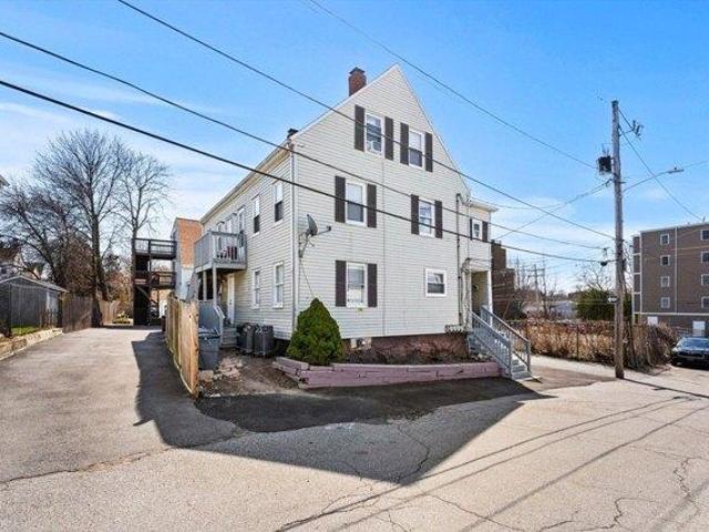 house with 6 bedroom, Peabody MA ES104151261