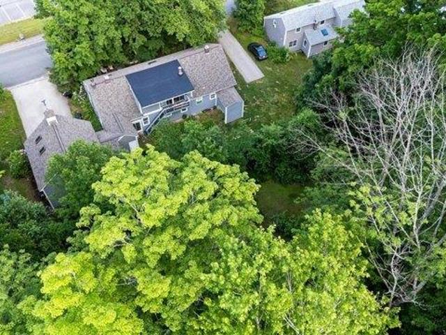 house with 6 bedroom, Peterborough NH ES104604940