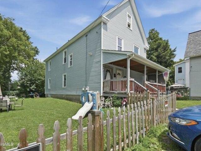 house with 6 bedroom, Pittsfield MA ES105059796