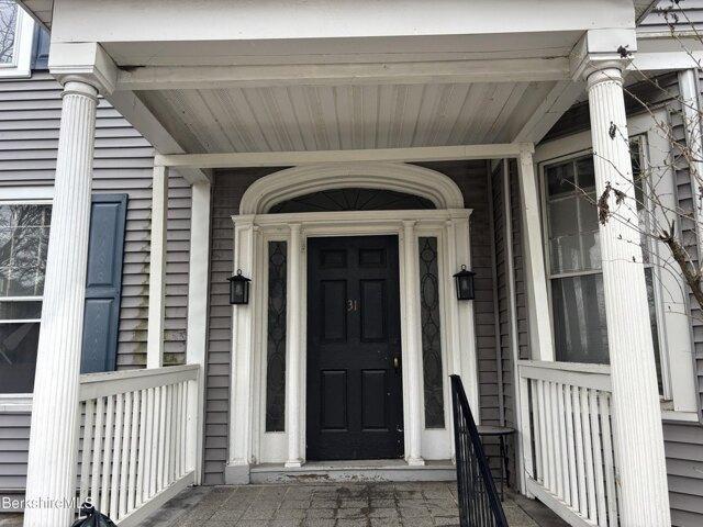 house with 6 bedroom, Pittsfield MA ES103808841