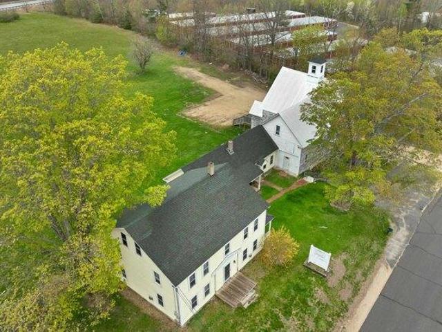 house with 6 bedroom, Pittsfield NH ES104568240