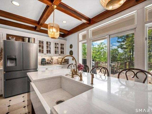 house with 6 bedroom, Pomfret CT ES105155745