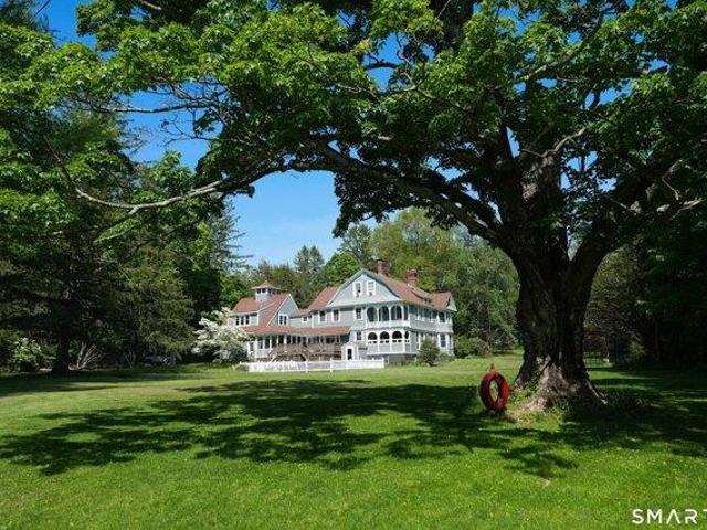 house with 6 bedroom, Pomfret CT ES103069483