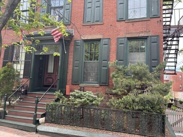 house with 6 bedroom, Portland ME DS102595313