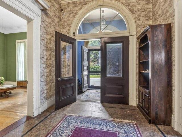 house with 6 bedroom, Portland ME ES104761619