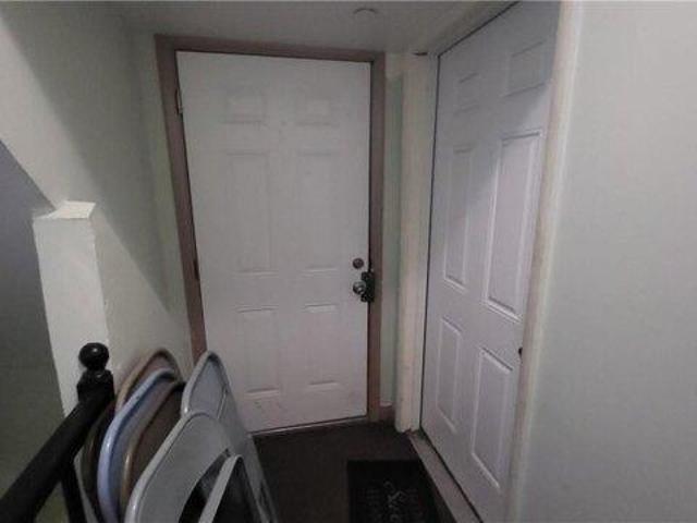 house with 6 bedroom, Poughkeepsie NY ES103625180