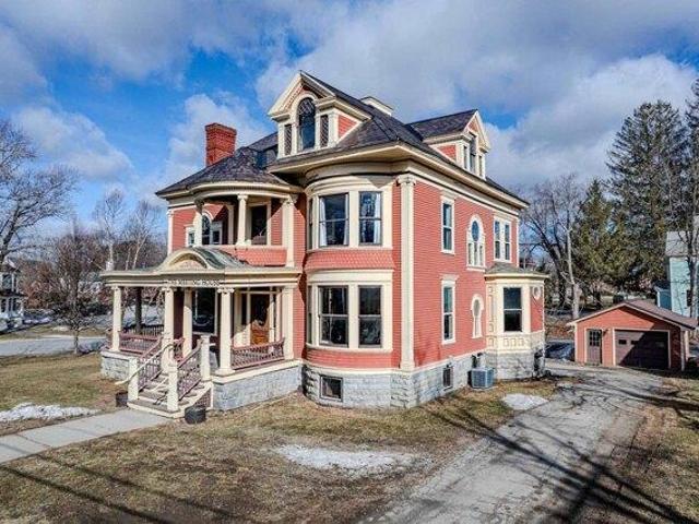 house with 6 bedroom, Poultney VT ES103097726