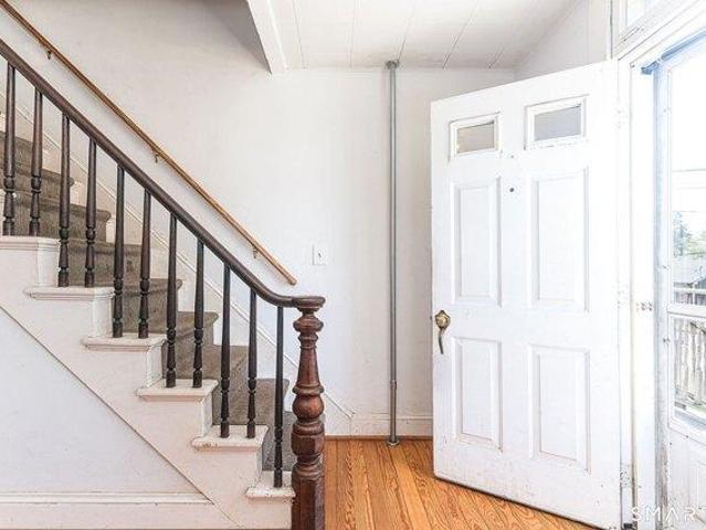 house with 6 bedroom, Plainfield CT DS104330795
