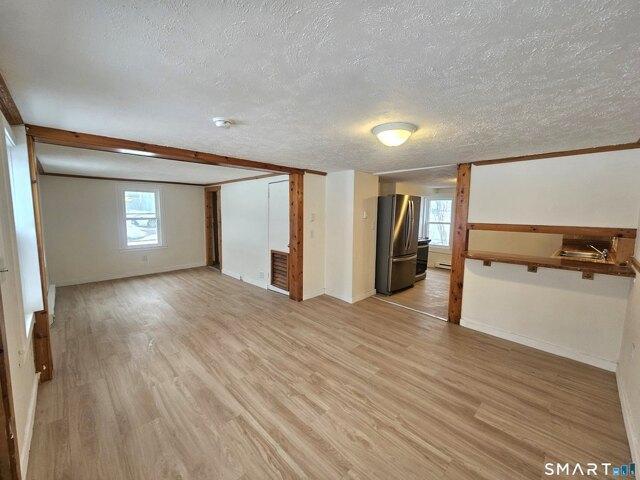 house with 6 bedroom, Plainfield CT DS102585994