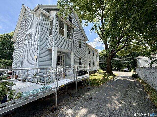 house with 6 bedroom, Plainfield CT ES103433468