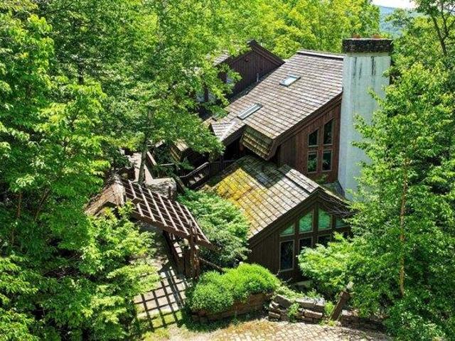 house with 6 bedroom, Plymouth VT ES104788849