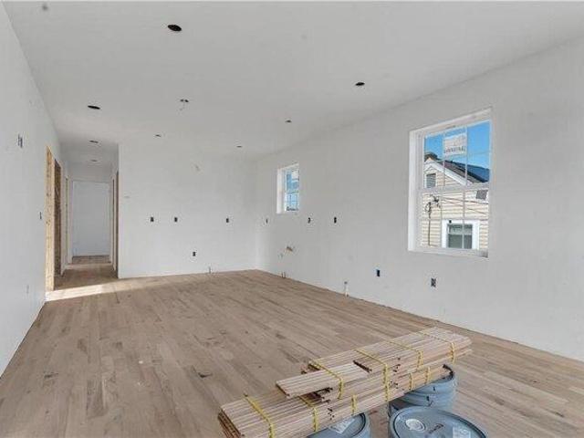 house with 6 bedroom, Providence RI DLS101574712