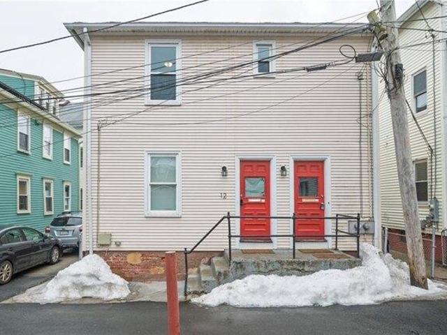 house with 6 bedroom, Providence RI DLS101896633