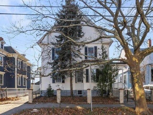 house with 6 bedroom, Providence RI DLS101801367