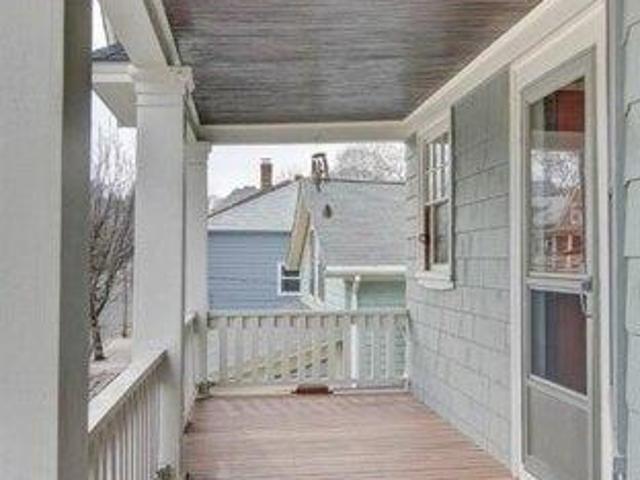 house with 6 bedroom, Providence RI DLS102446106