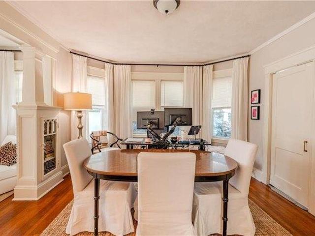 house with 6 bedroom, Providence RI DLS102777677