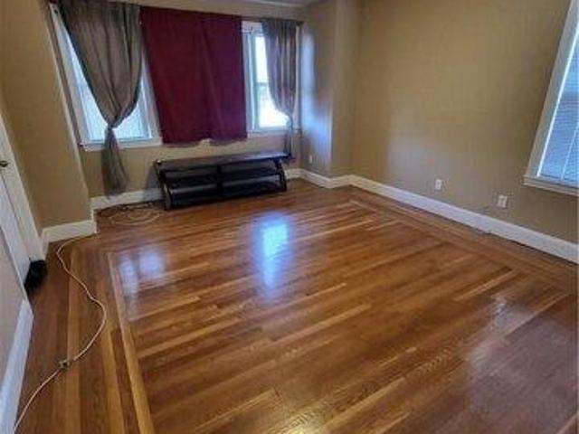 house with 6 bedroom, Providence RI DLS102800868