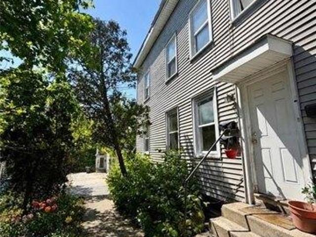 house with 6 bedroom, Providence RI DLS103071611