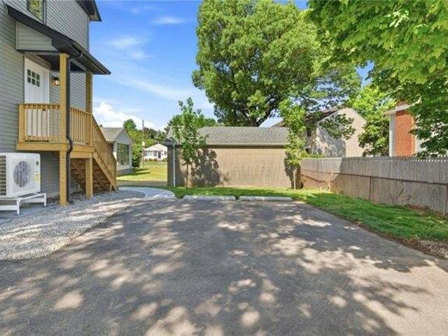 house with 6 bedroom, Providence RI DLS103127446