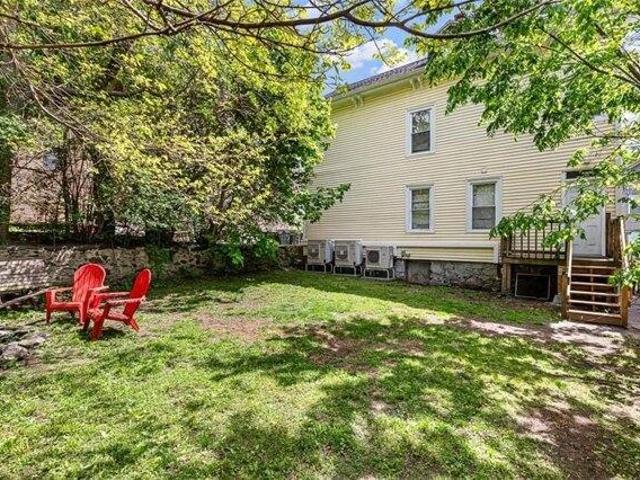house with 6 bedroom, Providence RI DS104115287