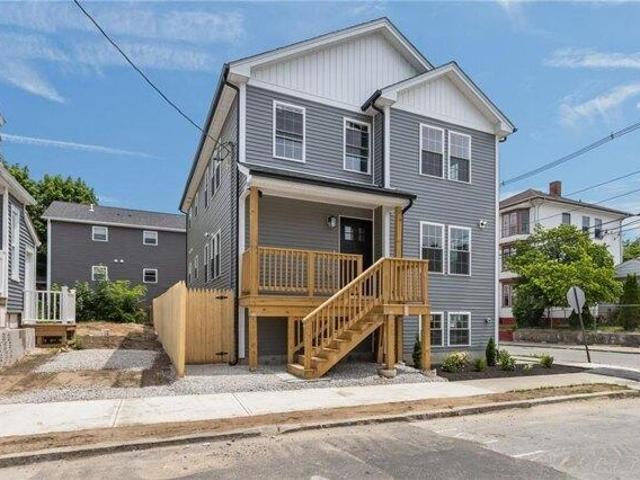 house with 6 bedroom, Providence RI DS104236564