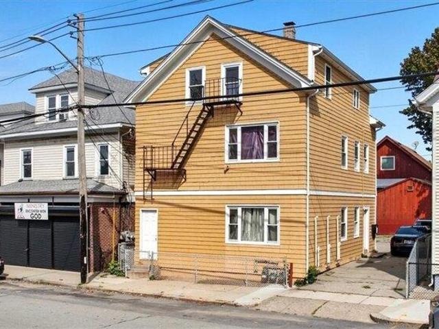 house with 6 bedroom, Providence RI DS104265049