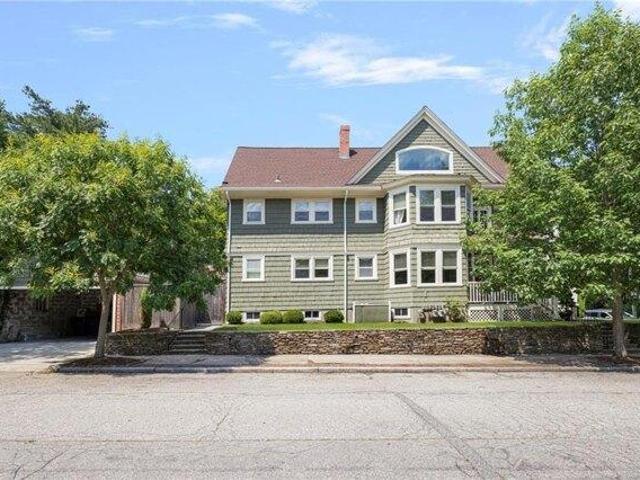 house with 6 bedroom, Providence RI DS104408179
