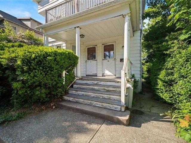 house with 6 bedroom, Providence RI DS102564148