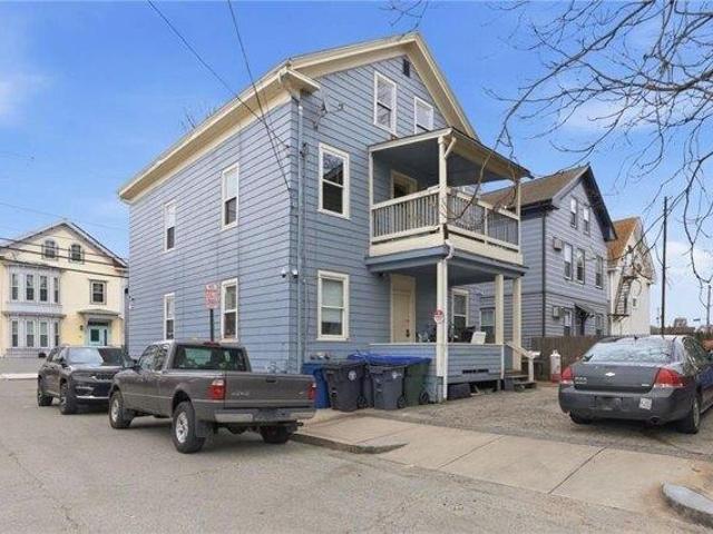 house with 6 bedroom, Providence RI DS102776692