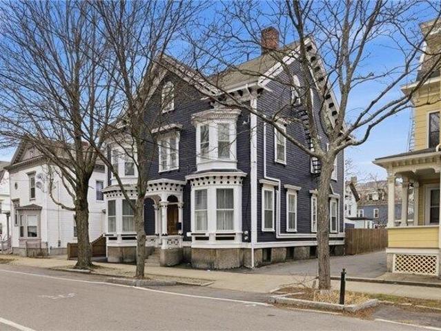 house with 6 bedroom, Providence RI DS103018257
