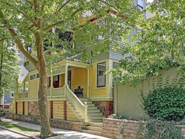 house with 6 bedroom, Providence RI DS103035941
