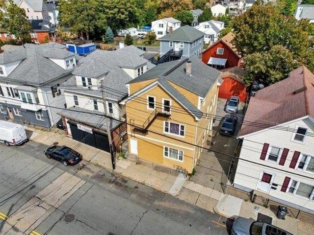 house with 6 bedroom, Providence RI ES104265049
