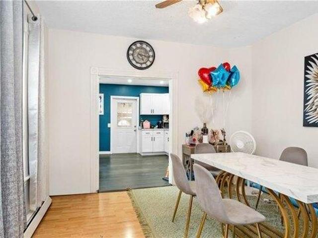 house with 6 bedroom, Providence RI ES104920991
