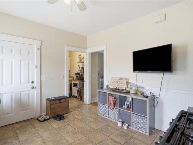 house with 6 bedroom, Providence RI ES105080801