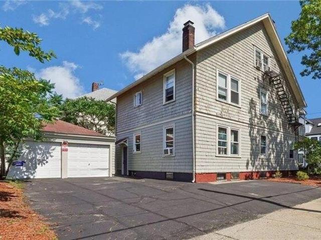 house with 6 bedroom, Providence RI ES105094660