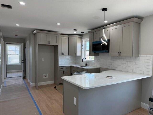 house with 6 bedroom, Providence RI ES102823034