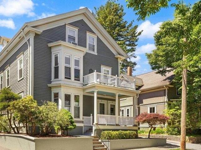 house with 6 bedroom, Providence RI ES103807394