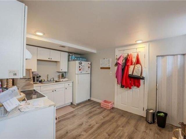 house with 6 bedroom, Providence RI ES103968097