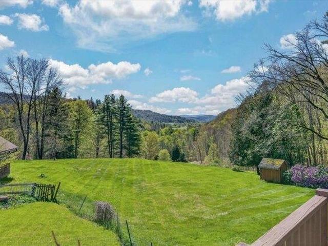 house with 6 bedroom, Proctor VT DS103968536