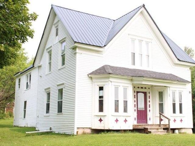 house with 6 bedroom, Presque Isle ME ES103438585